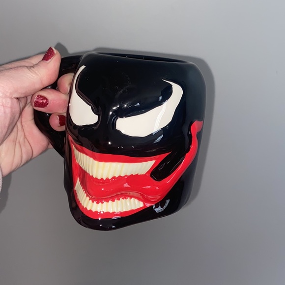 Marvel | Dining | Marvel 3d Venom Black Red White Sculpted 2oz Mug ...